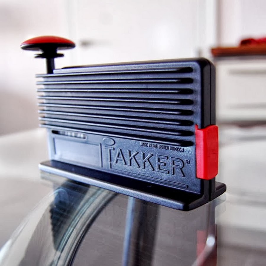Pain Free Picture Hanging with Takker | Diy Fix It